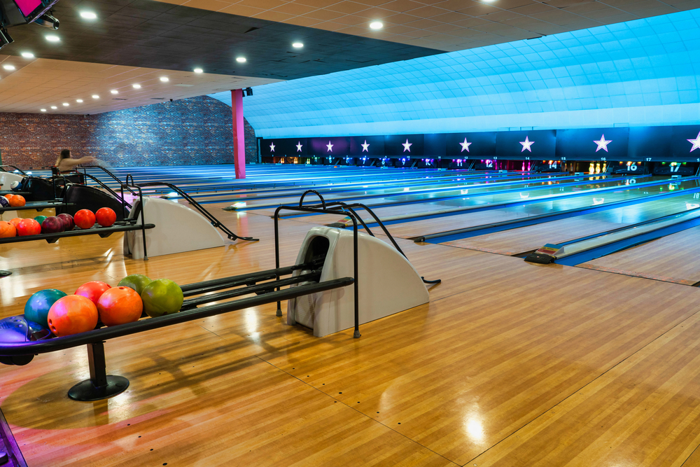 Hollywood Bowl marks place in Canada with three new bowling centres ...